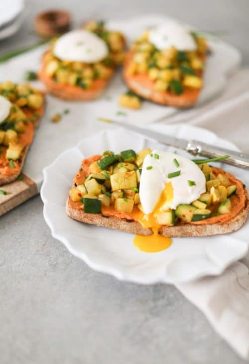 Summer Squash Toasts with Sun-Dried Tomato White Bean Spread ...